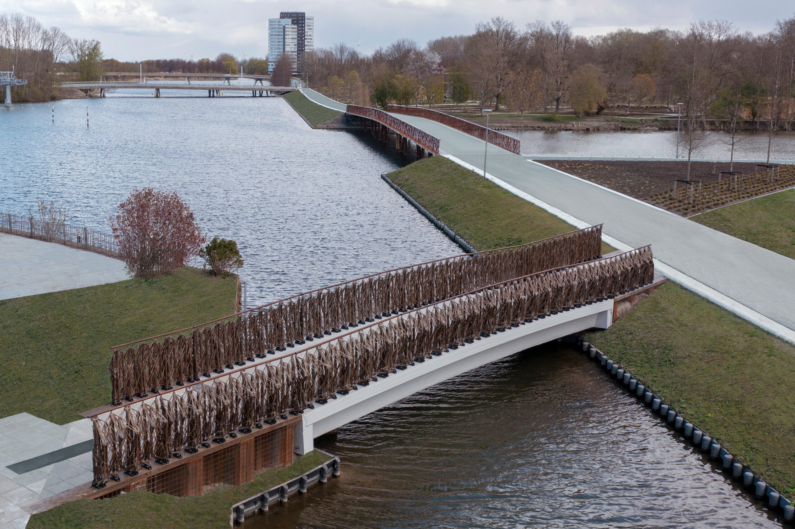 High-tech bridge built with flax - FiberCore Europe